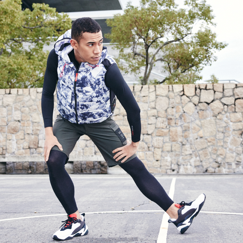 V8819サイドファンフードベスト 空調機能を取り入れたファン付き作業服- HOOH VILEA 作業着と電動ファン付き快適ウェアの村上被服